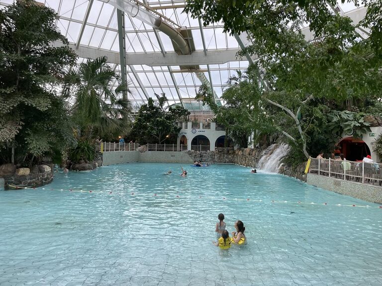 Das Aqua Mundo im Center Parcs De Vossemeren auf einen Blick ...